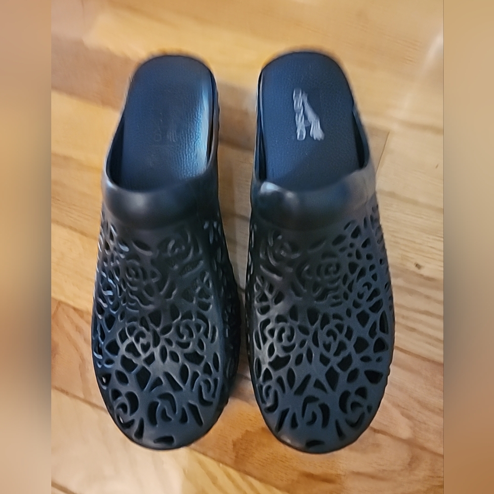 Dansko Pippa Clogs - Gem